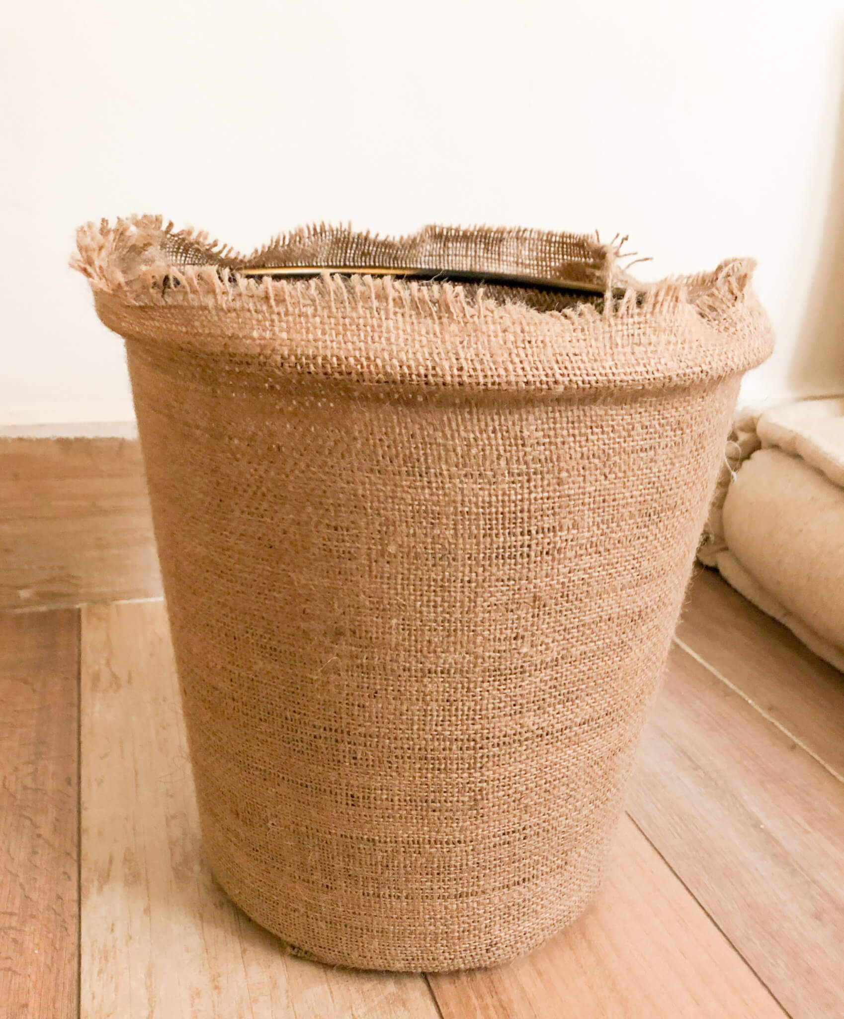 DIY Waste Basket / Trash Can - Photo Tutorial – Topknotch
