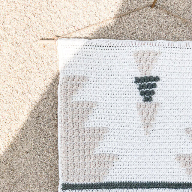 Boho Chic Aztec Crochet Wall Hanging Free Pattern – Topknotch